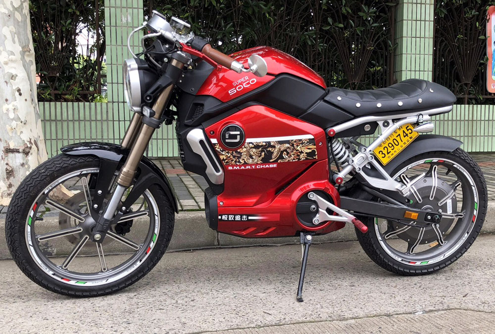 Customisation des deux roues électriques Super Soco • GO2ROUES